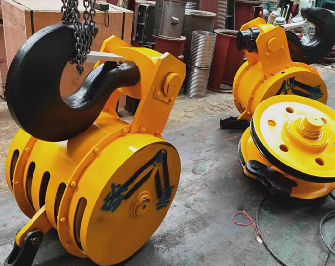 Crane Hook Assembly - Henan Xiqi Industrial Co., Ltd.